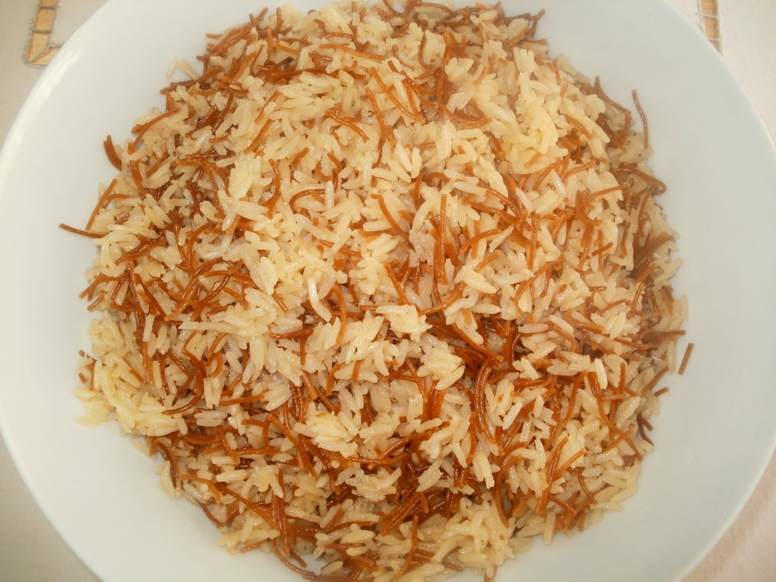 Los Antojos de Clara: Arroz con fideos