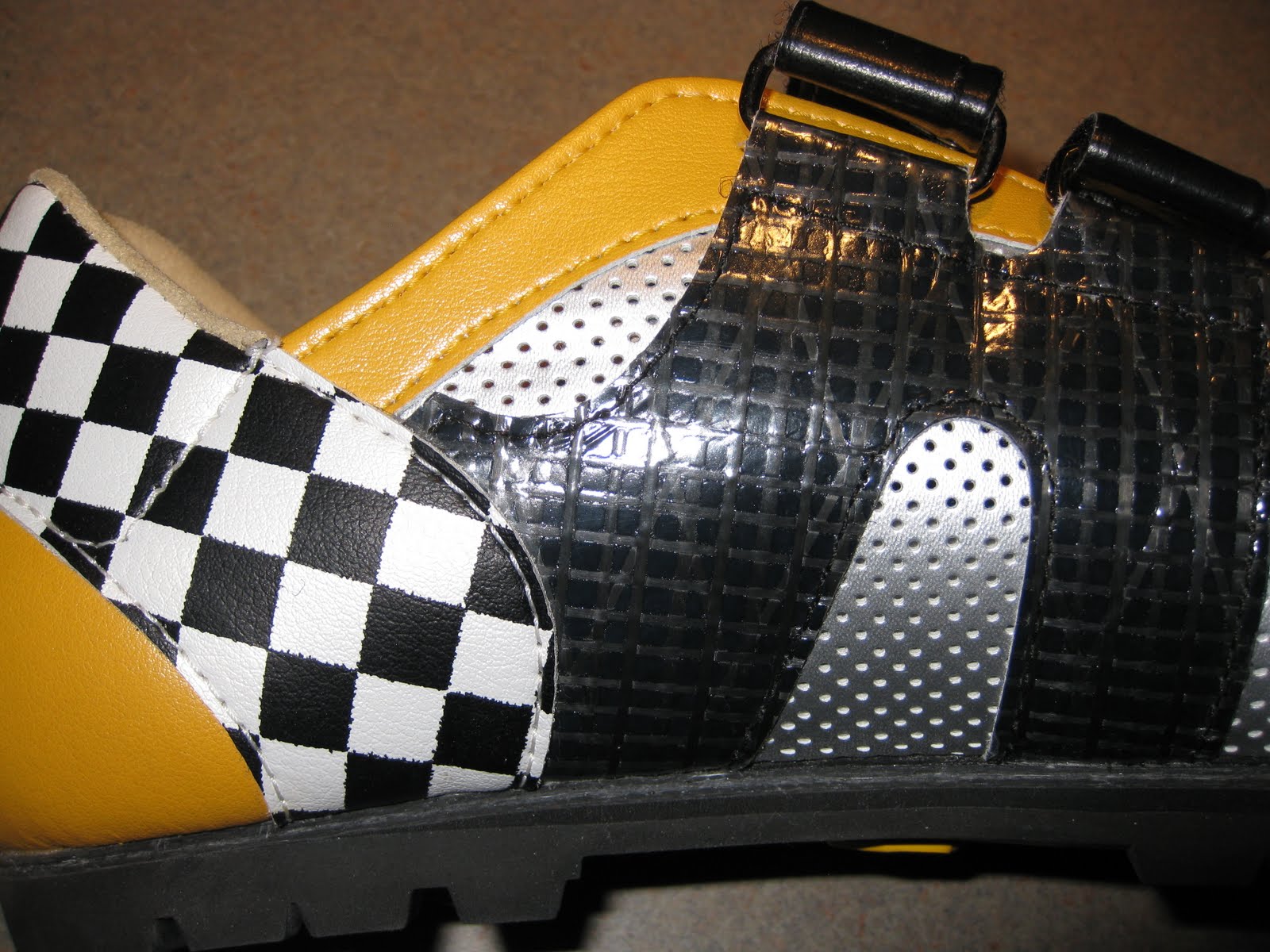 BALLS TO THE WALL FISHING: DON LAMSON AND D2 SHOES....