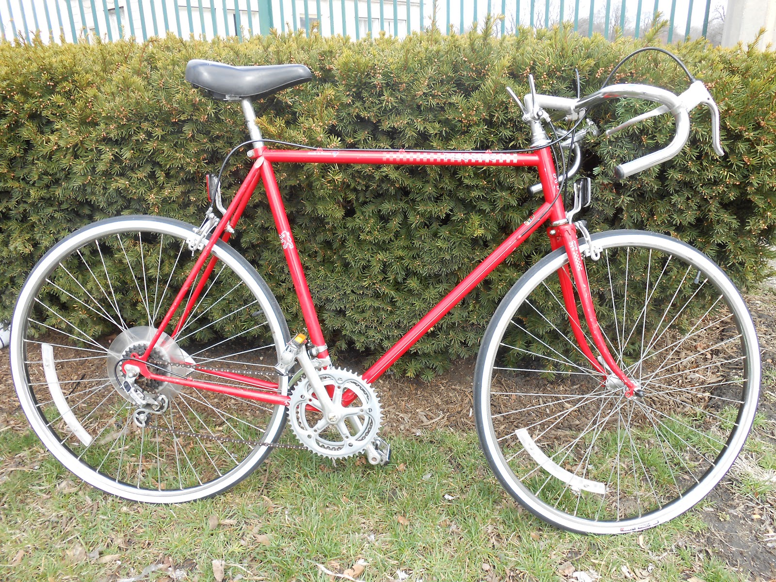Chicago Bike Finders Blog: VINTAGE PEUGEOT EQUIPE ROAD BIKE