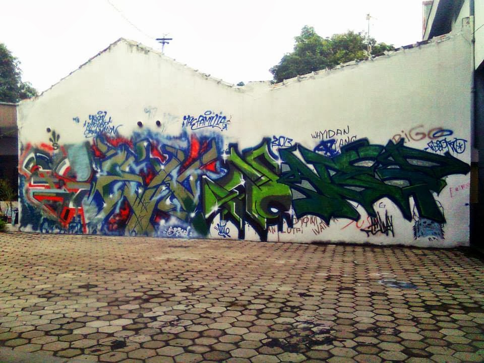 STREET GRAFF CREW: COLABS GRAFFITI