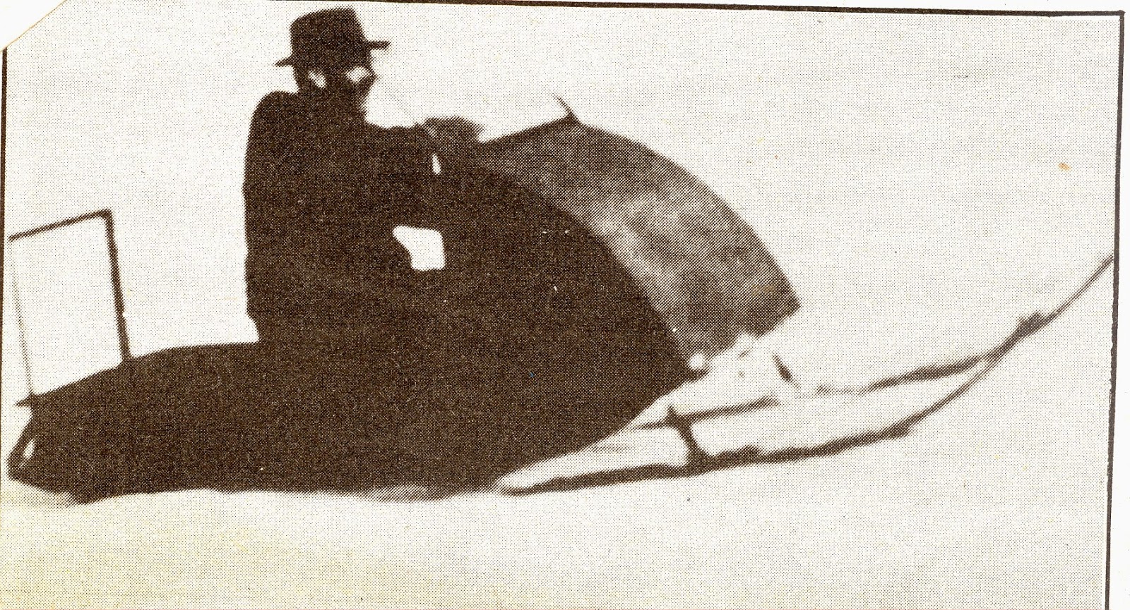 CLASSIC SNOWMOBILES OF THE PAST: March 2014