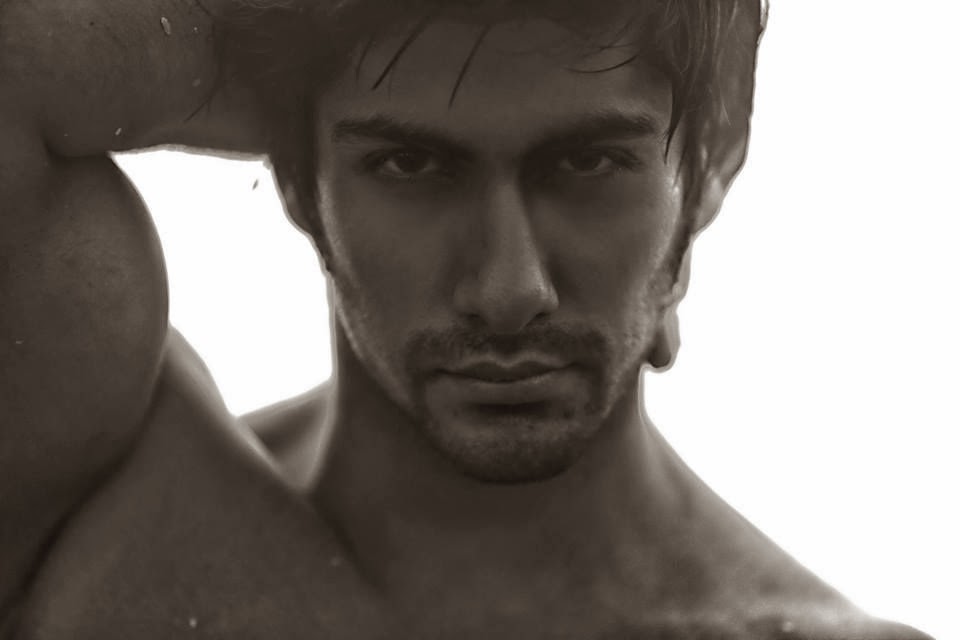 Hot Body Shirtless Indian Bollywood Model & Actor: Indian Male Models