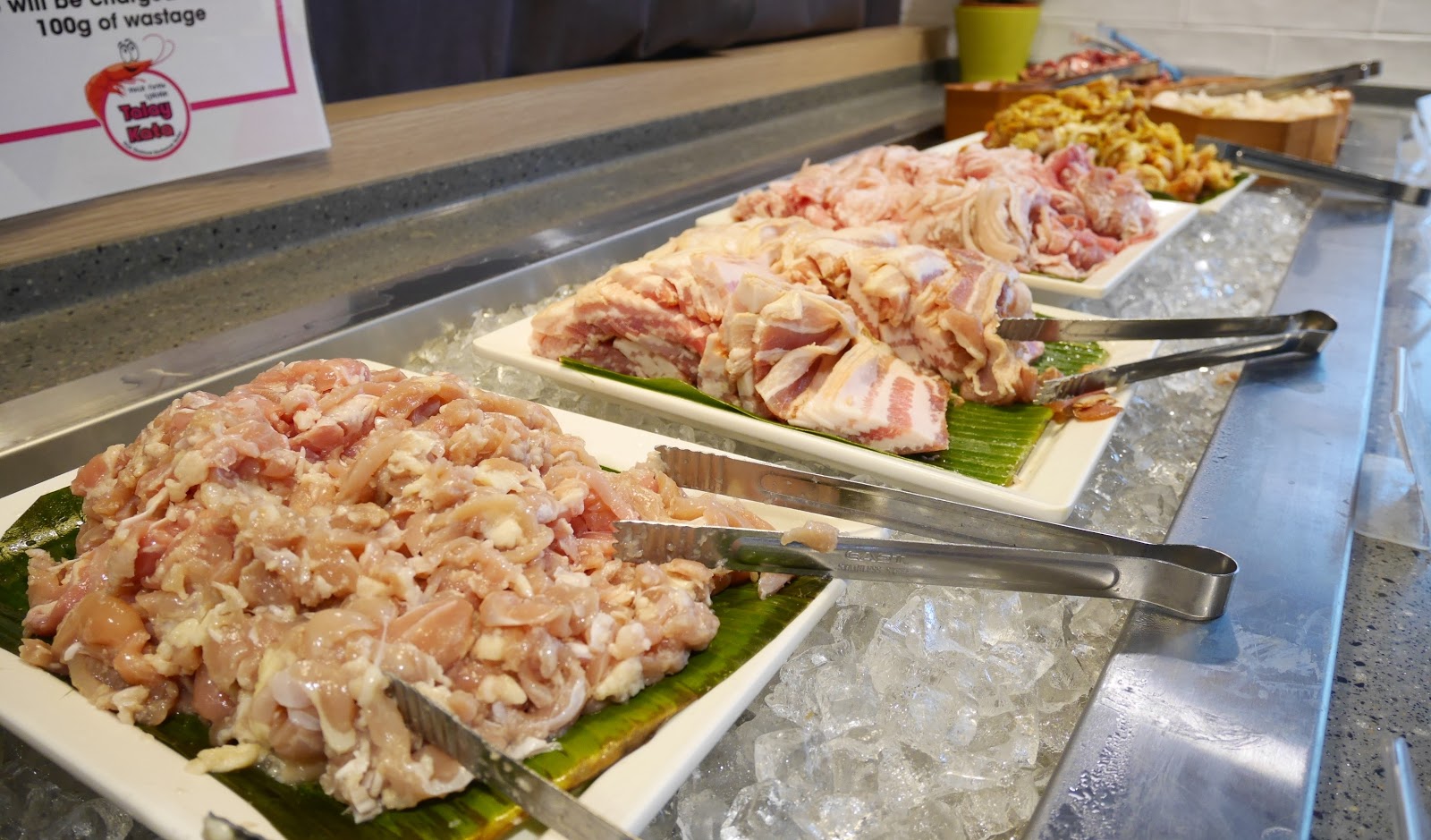 黑衣服遇见幸福: Talay Kata – Thai Seafood Barbecue Buffet