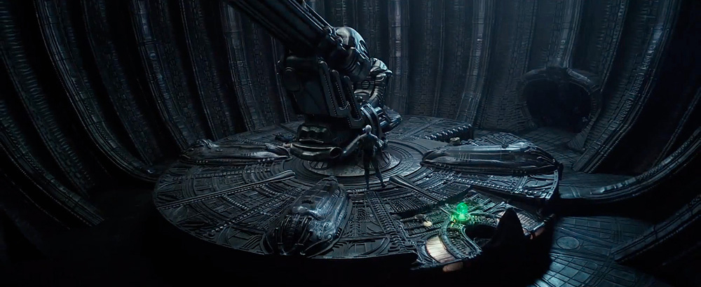 The Single-Minded Movie Blog: Alien vs. Prometheus: A Visual Comparison