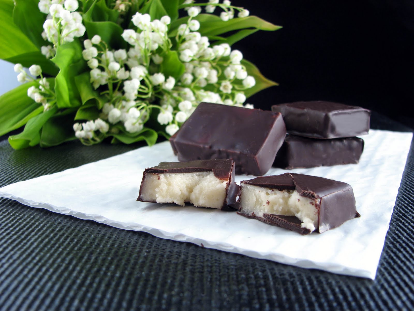 Cook book of trial and error: Bird's Milk Candy