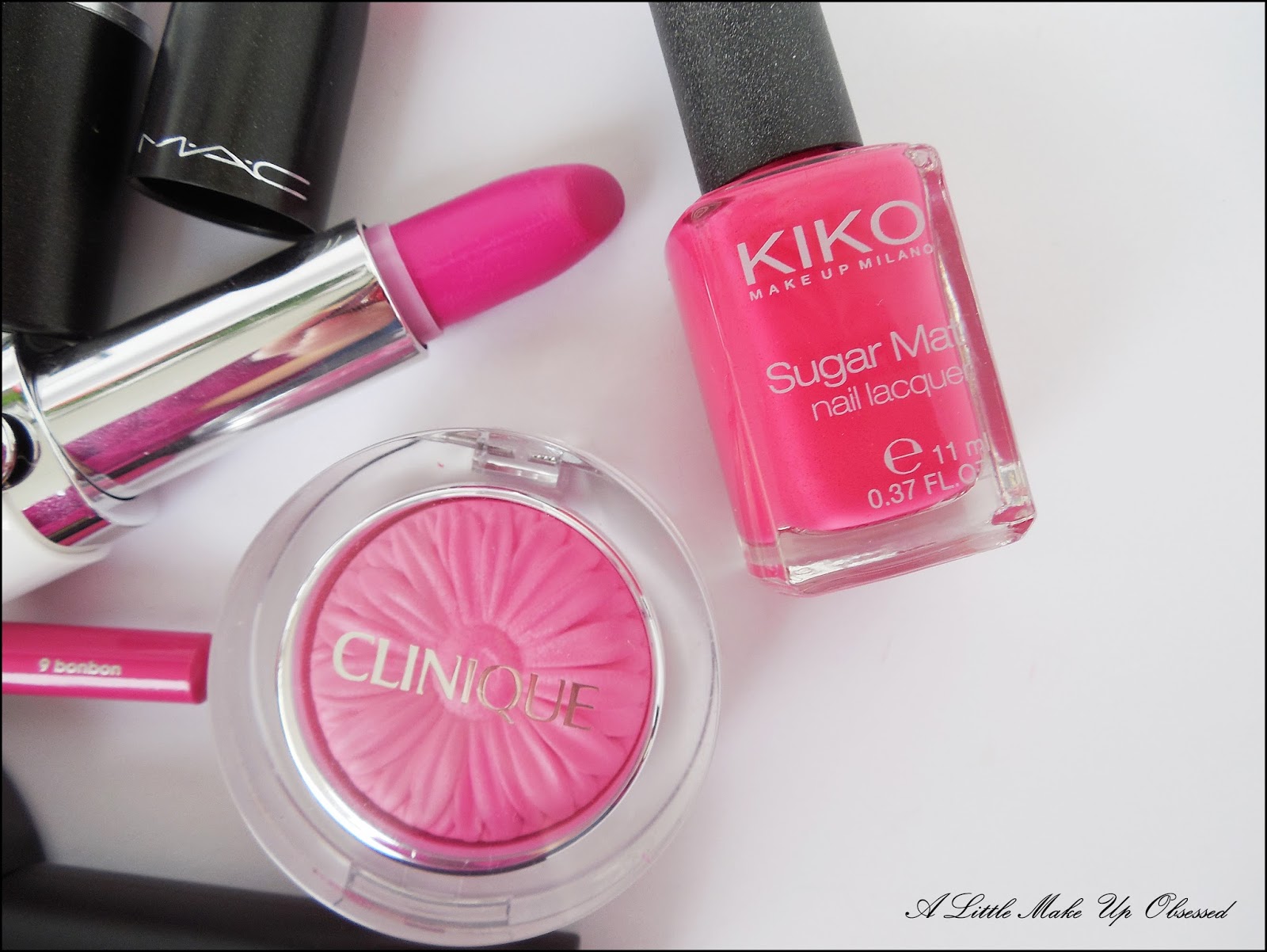 Moje boje: Pink - a little make up obsessed