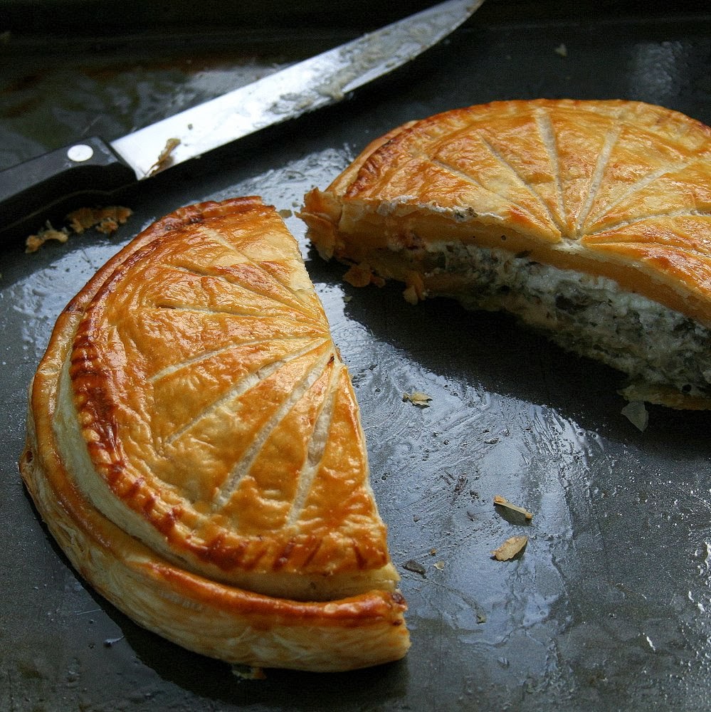Cupcakes & Couscous: Mushroom and Chevin Pithivier
