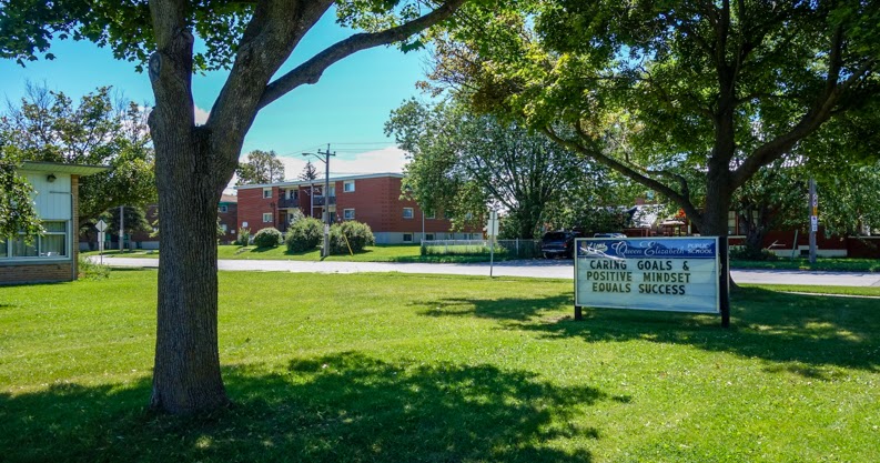 Queen Elizabeth Public School