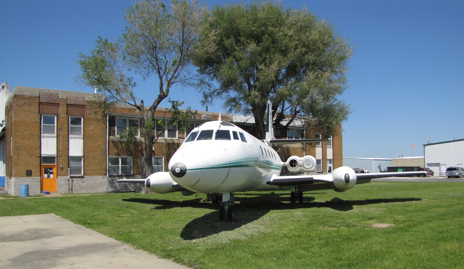 The Aero Experience: Ideal Aviation FBO Holds Grand Reopening at St ...