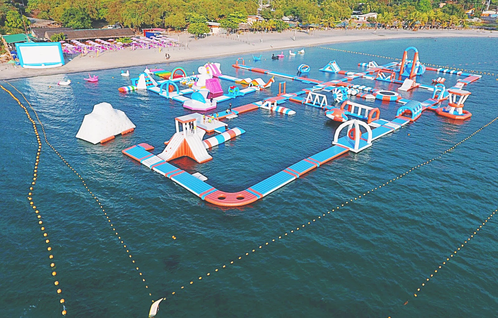 Inflatable Island Philippines - The Biggest Floating Playground in Asia ...
