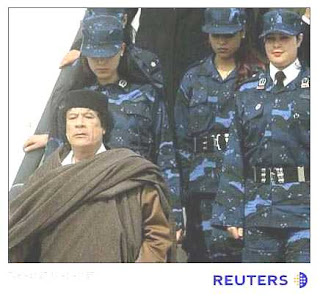 gaddafi: Muammar Gaddafi Pictures with his Body Guards