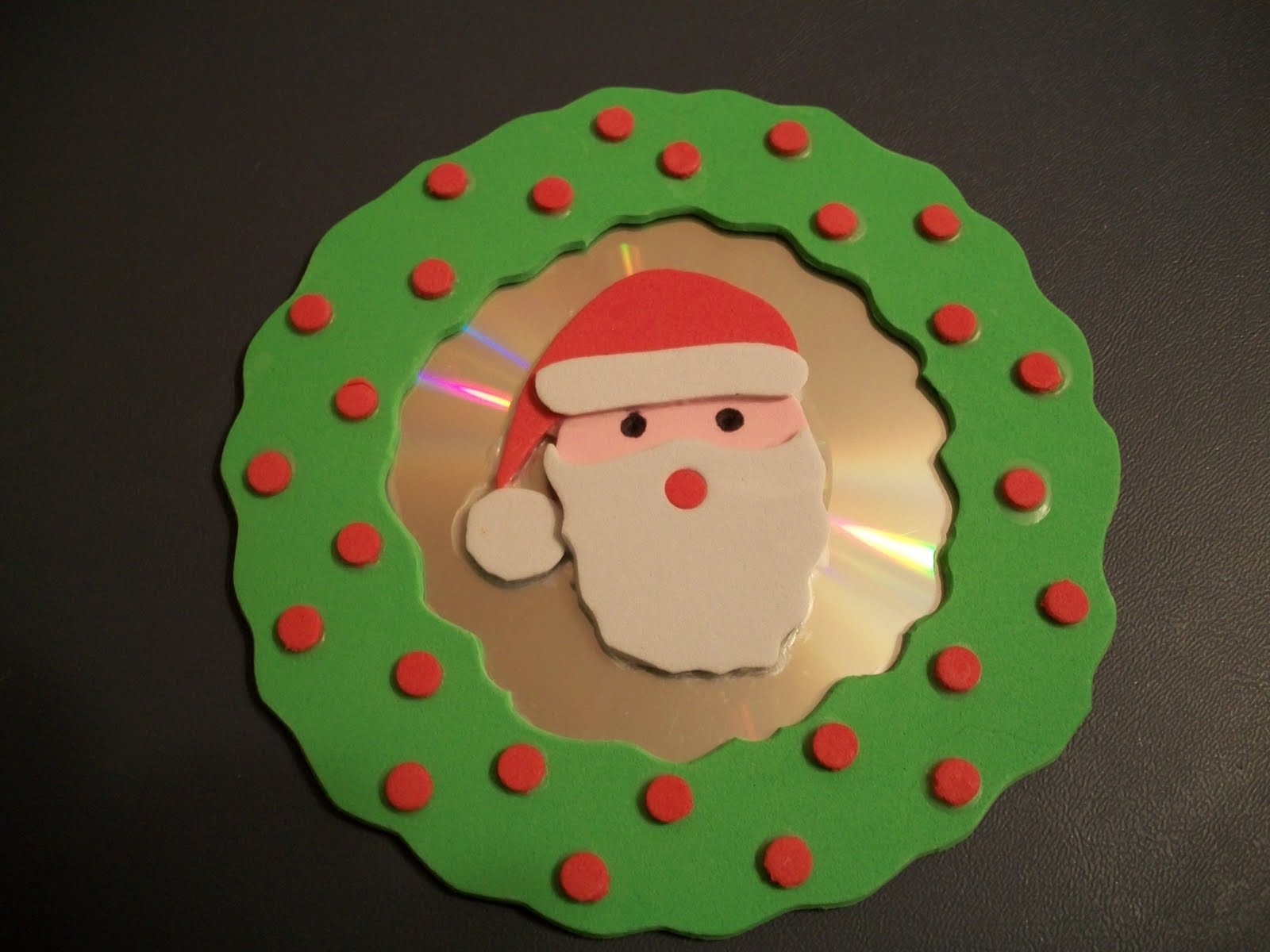 Cats, Kids and Crafts: CD Santa Craft