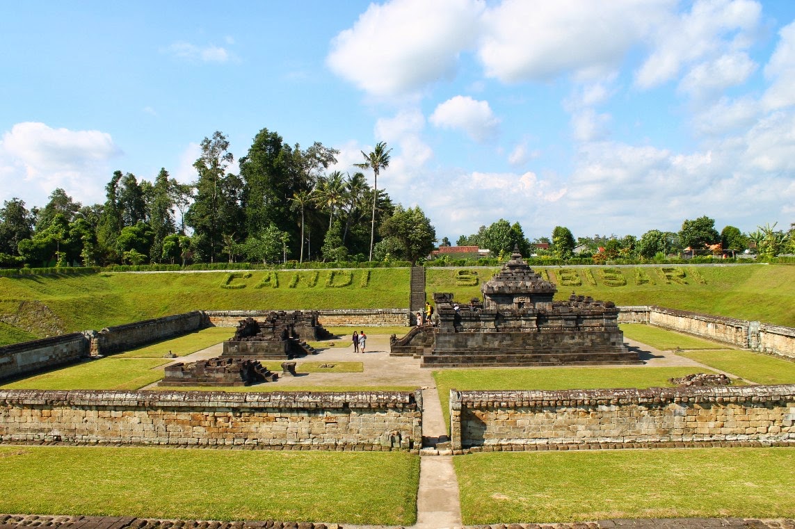 Serba Serbi Kehidupan: CANDI SAMBISARI : CANDI BAWAH TANAH NAN UNIK DAN ...