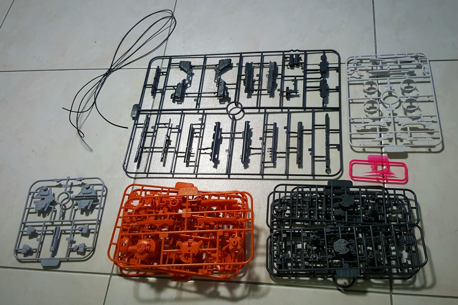 Gunplanerd: [Kit Insight] SPL 1/100 Mobius Zero (Straight Build)
