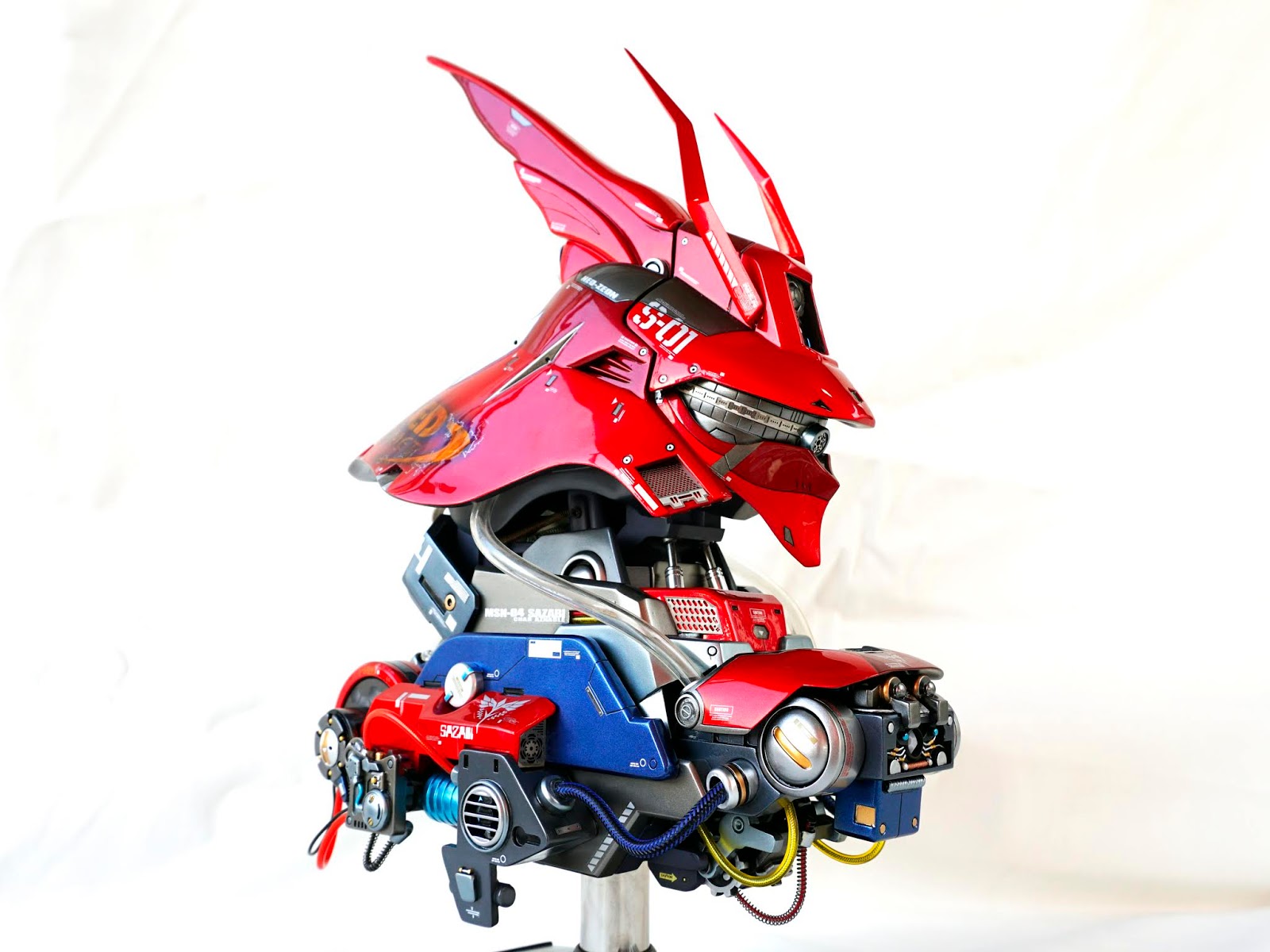 Custom Build: 1/24 G-SystemModel MSN-04 Sazabi Head Bust Display