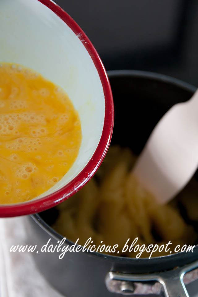 dailydelicious: Chouquette: Little choux pastry treats