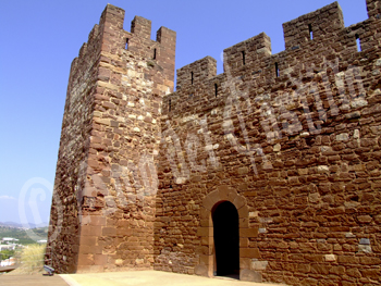 AMO DEL CASTILLO: TÉCNICAS CONSTRUCTIVAS. EL MAMPUESTO