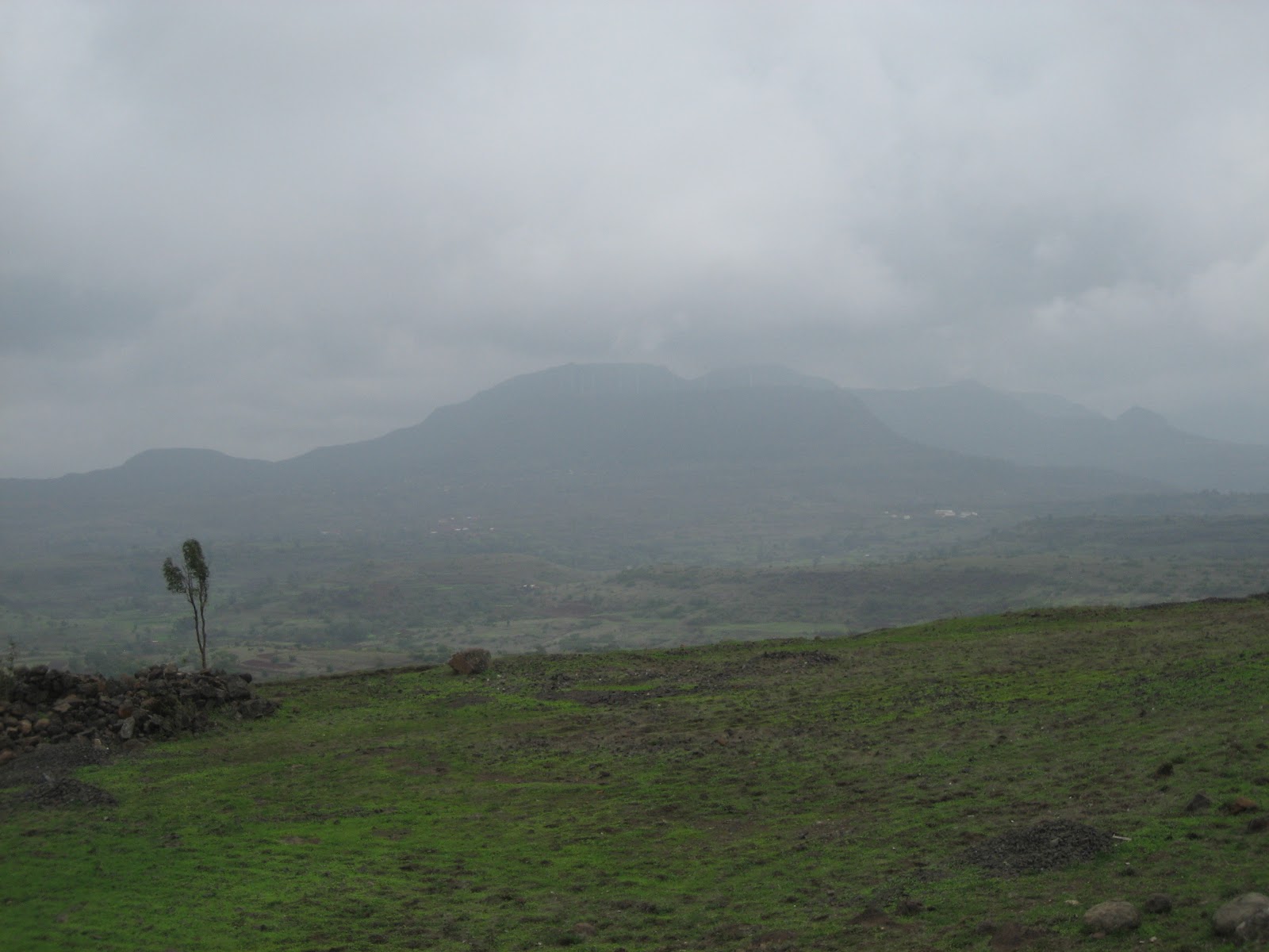 On the Edge of Sahyadris: Patta fort Vishramgad