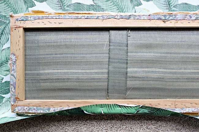 HOW TO RECOVER AN UPHOLSTERED BENCH OR CHAIR SEAT {BAMBOO BENCH ...