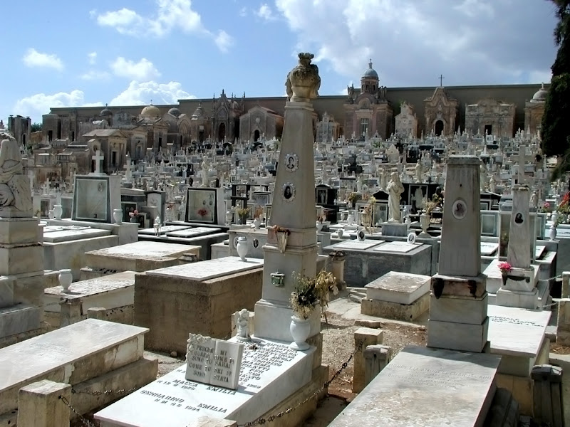 NixPixMix: SICILIAN CEMETERY