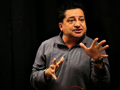 NOTICIAS SUR P.R.: CÁPSULAS FARANDULERAS LOCALES E INTERNACIONALES