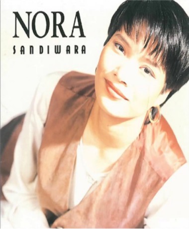 Penyanyi Wanita Malaysia Yang Populer di Indonesia - Lirik Raja