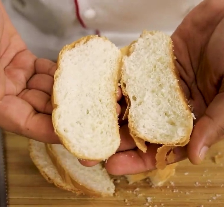 How to make Garlic Bread at Home | Tawa & Oven Method | Step by Step ...