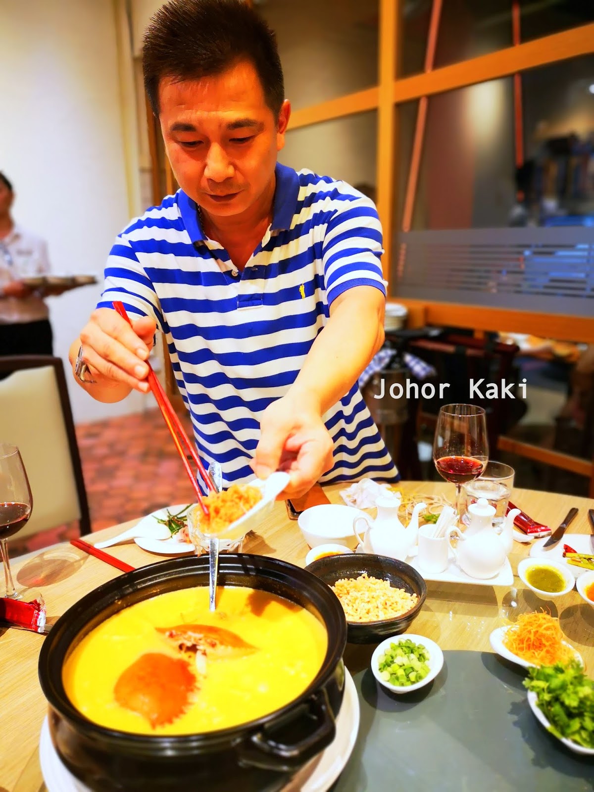 East Treasure Chinese Restaurant in Joo Chiat Singapore 东宝之卧虎藏龙 |Tony ...