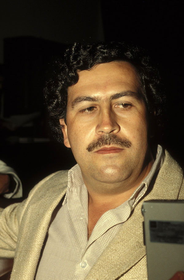 CINEDIAL - A SINTONIA DO MUNDO DO CINEMA: História de Pablo Escobar ...