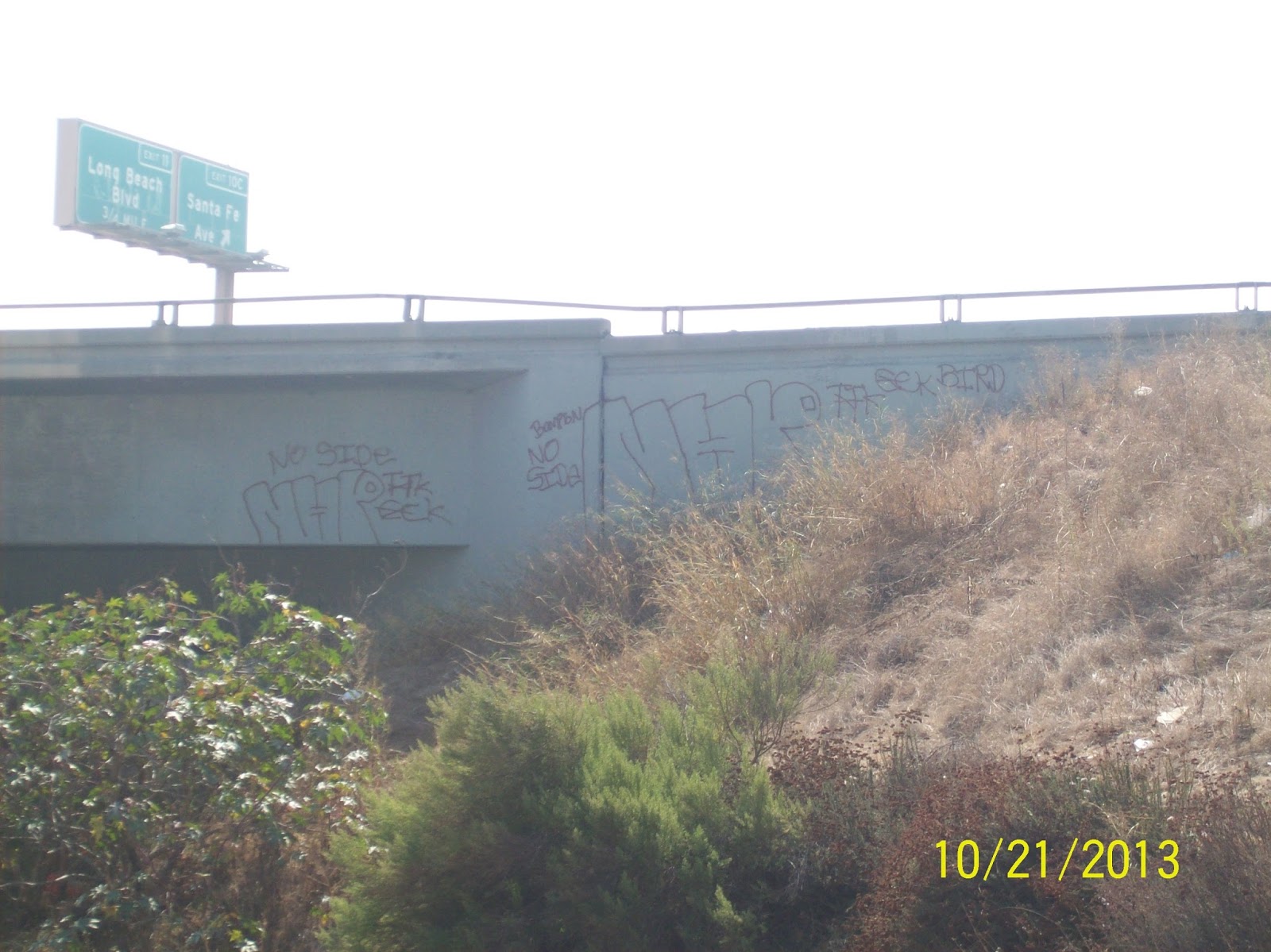 blood gangs graffiti: neighborhood piru ( Compton , NHP )