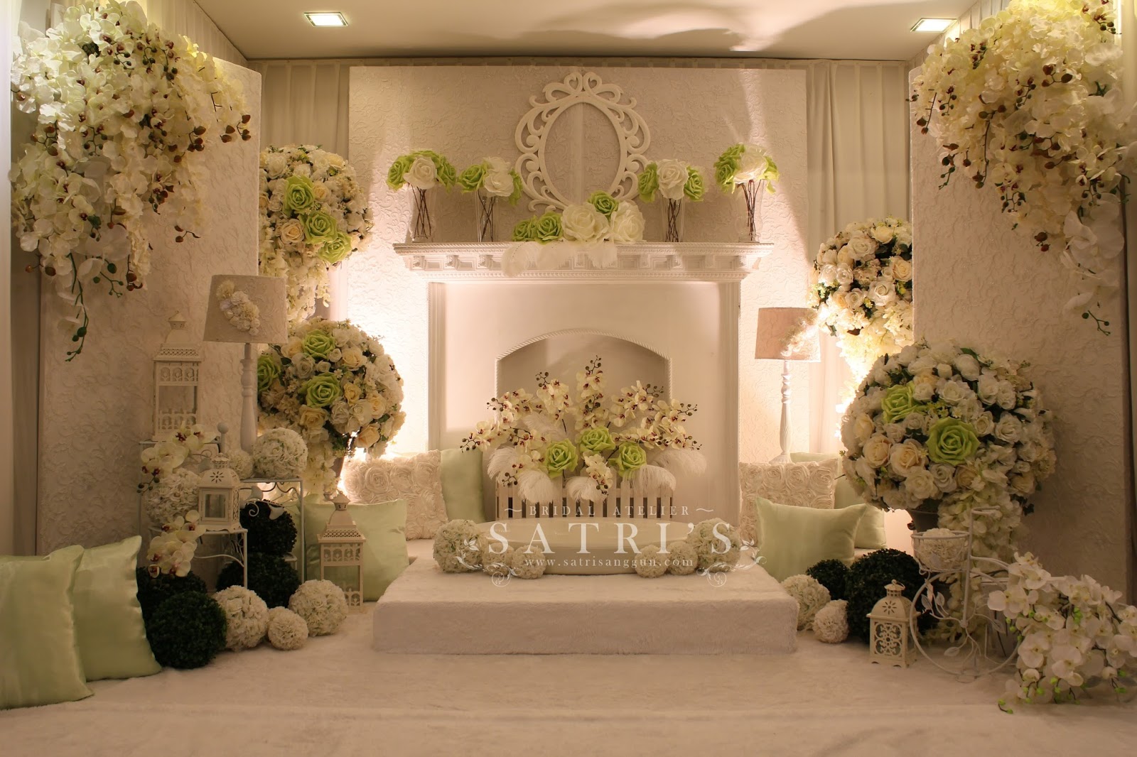 Satri's Bridal Atelier: New Design Dais