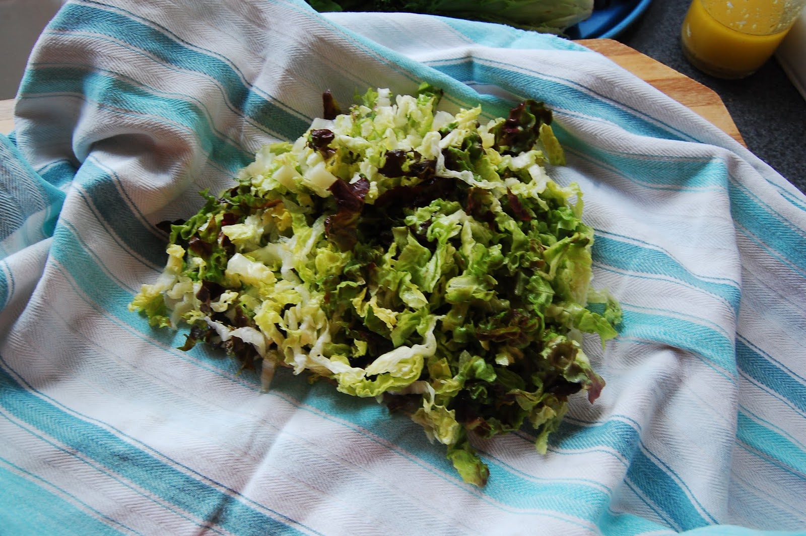 Delicious Lean: Chiffonade of Mixed Lettuces
