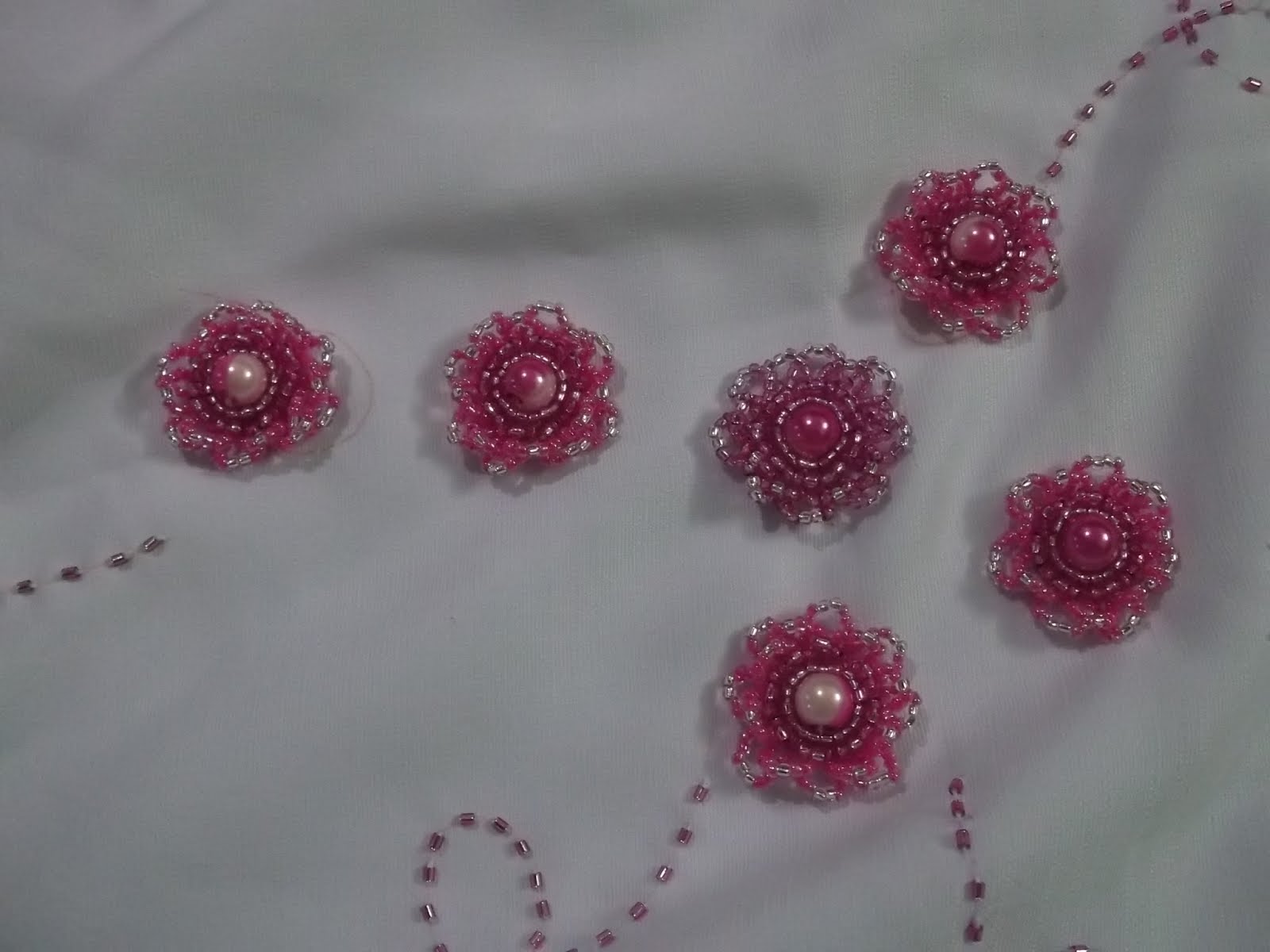 che'nor (Jerantut) Jahitan manik dan homemade coklat: Bunga-bungaan 3D