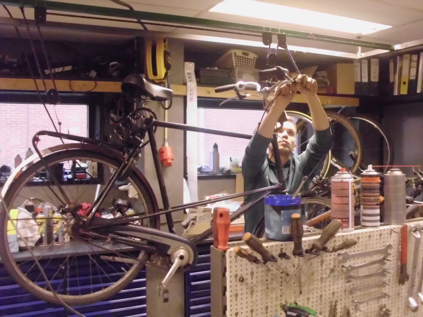 BEIJUMNIEUWS: EVEN NAAR DE FIETSENMAKER