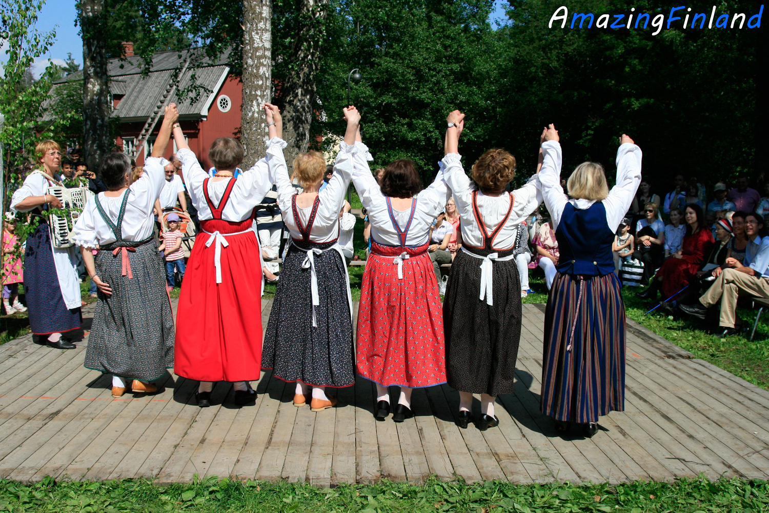 Amazing Finland: Seurasaari folk music festival (10-11.08.2013)