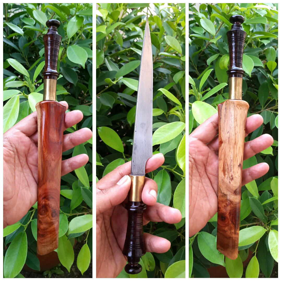 Kerengge Hijau: KOLEKSI PARANG