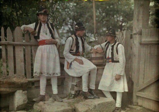 27 Rare and Fascinating Color Photographs of Romania in the 1930s ...