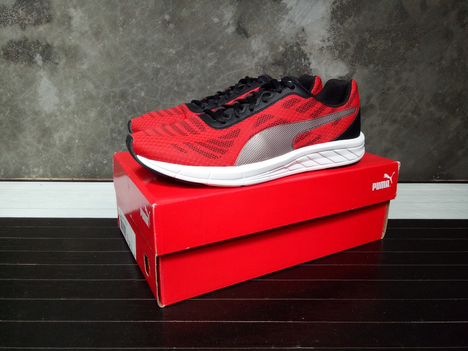 Jual Sepatu Running Original Puma Meteor High Risk Diskon Paling Murah ...