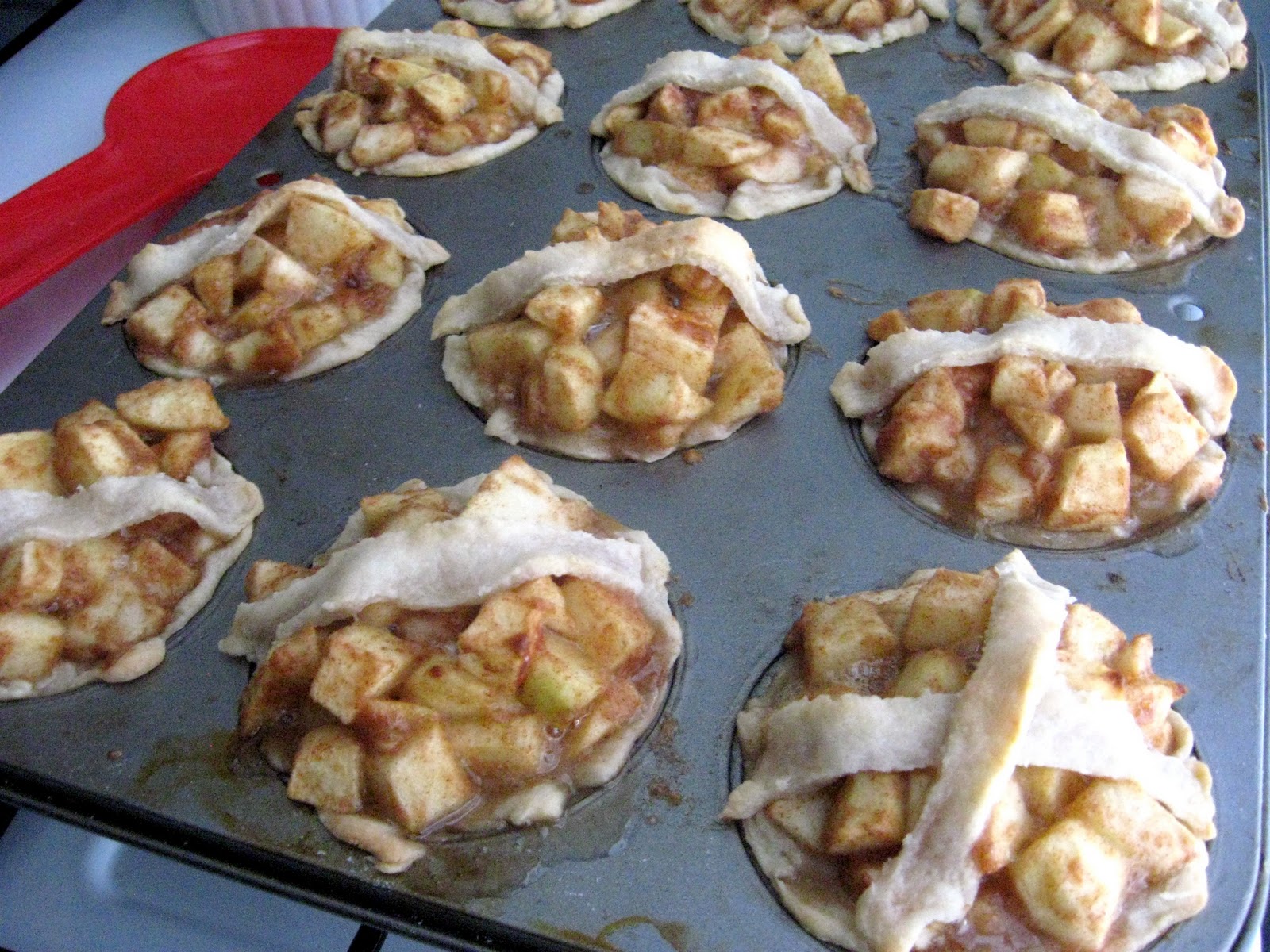 The Cooking Actress: Mini Apple Pies-Take 2: Holiday Recipe Exchange ...