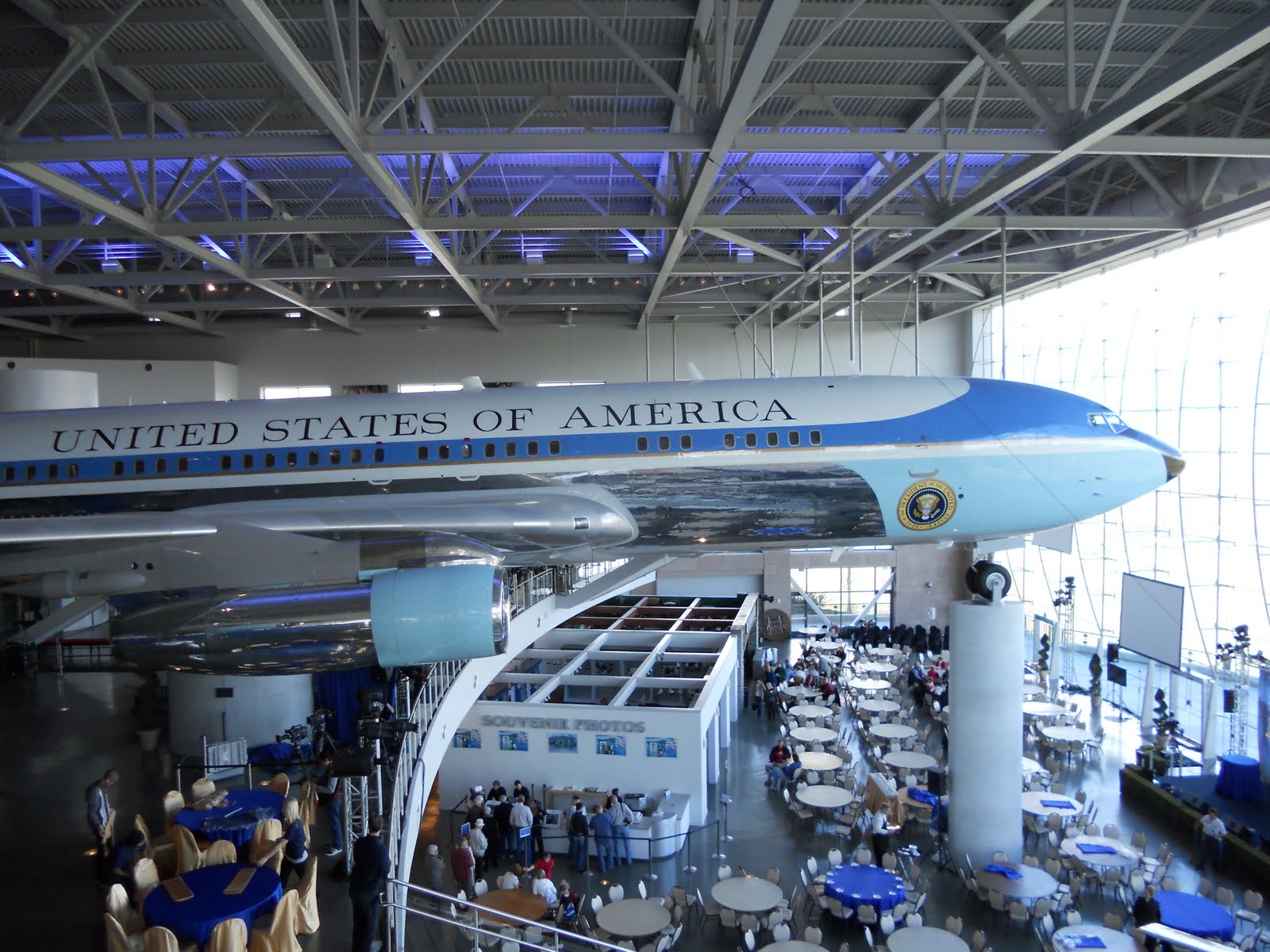 Newlyweds Next Door: Being Tourists in LA: Reagan Library