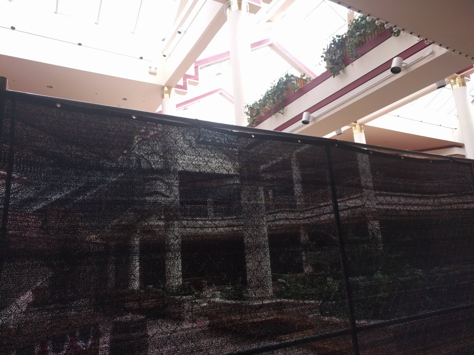 Retail World: The Starcourt Mall