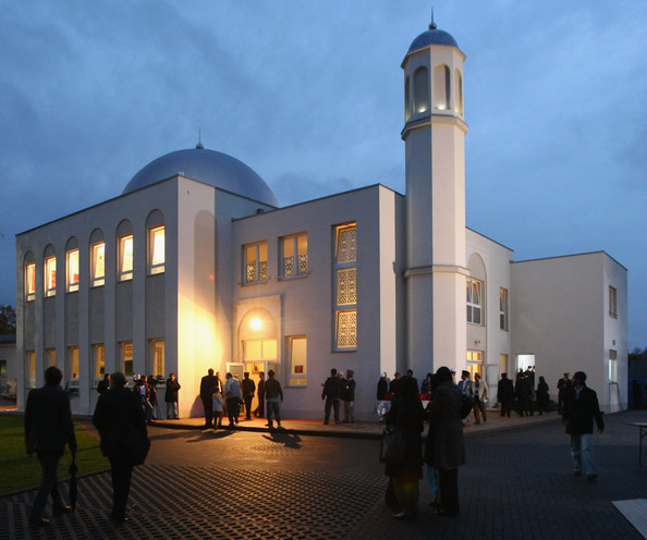Welcome to the Islamic Holly Places: Khadija Mosque (Berlin) Germany