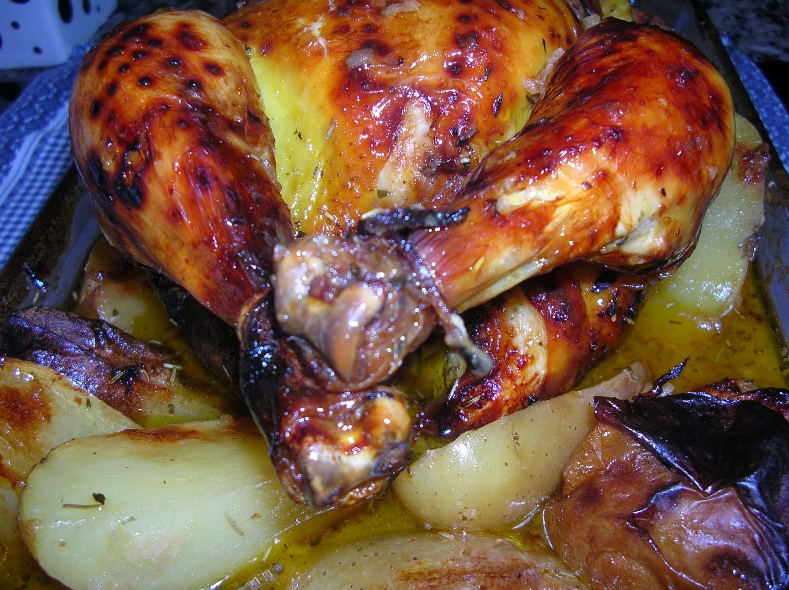 Nuvola Glacé / Mary: Pollo asado con manzanas y patatas