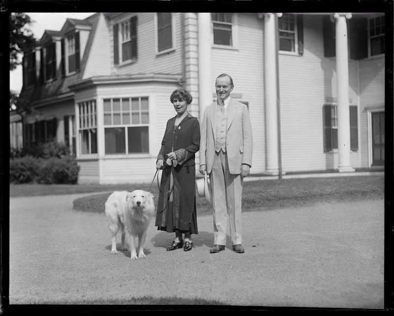 51 Amazing Photos That Capture Everyday Life of the First Lady-Mrs ...