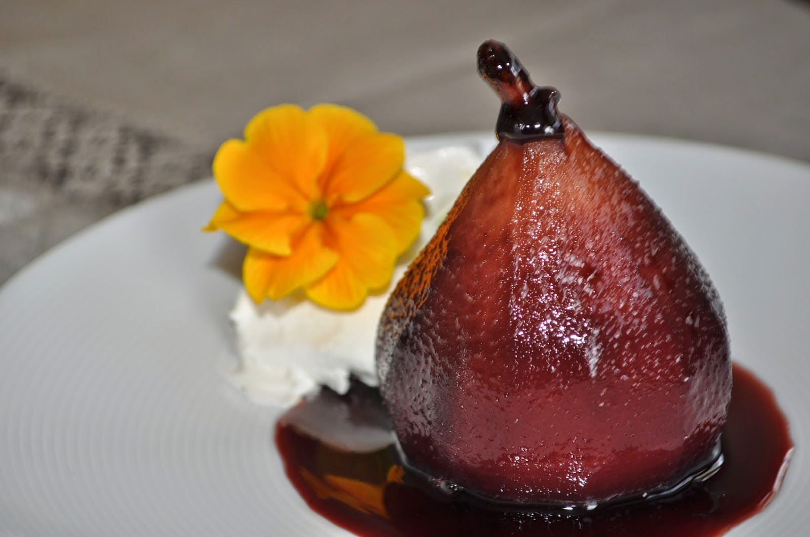 SEGEBUTĖS UŽRAŠAI: Kriaušės, virtos vyne