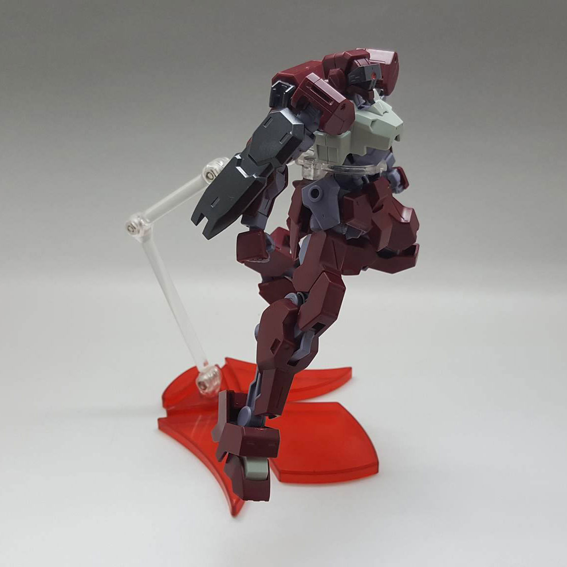 [LX] Tekkadan Stand Review – Gundam.my Blog