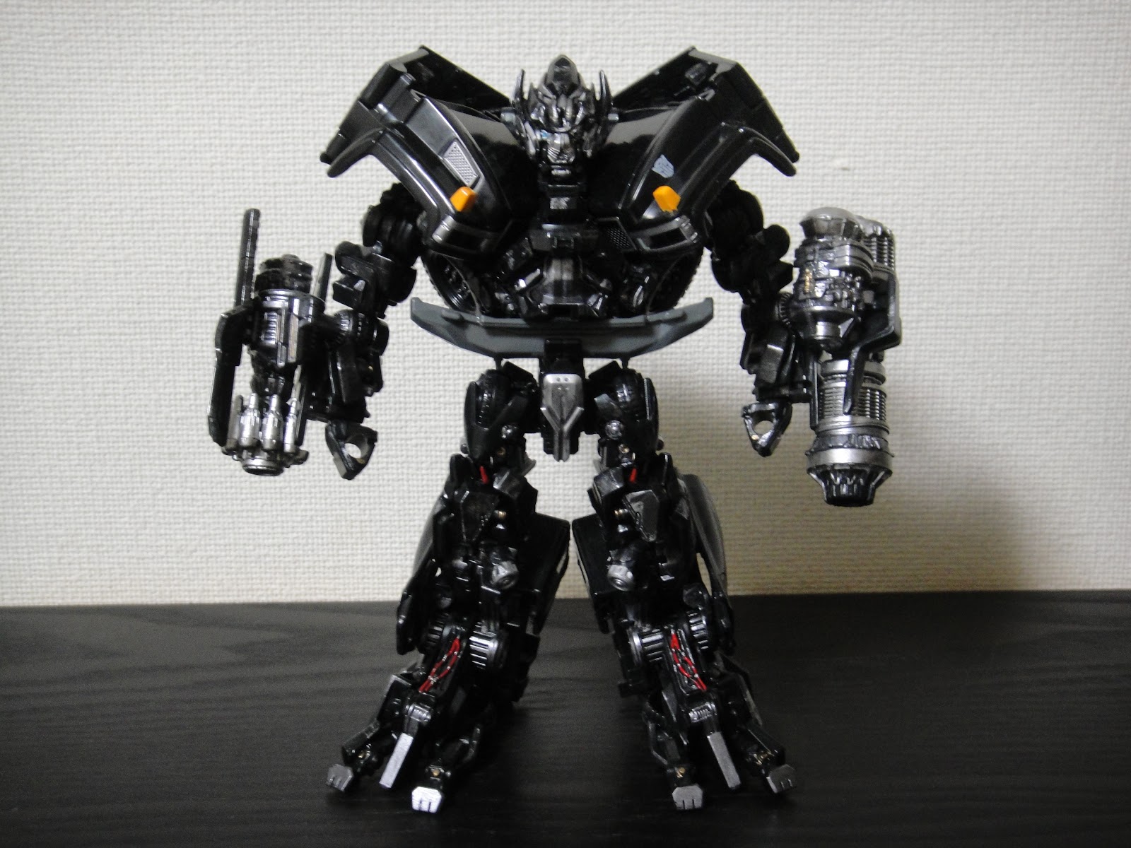 アイアンハイド（スタジオシリーズ）リペイント Transformers Studio Series Ironhide Custom Repaint