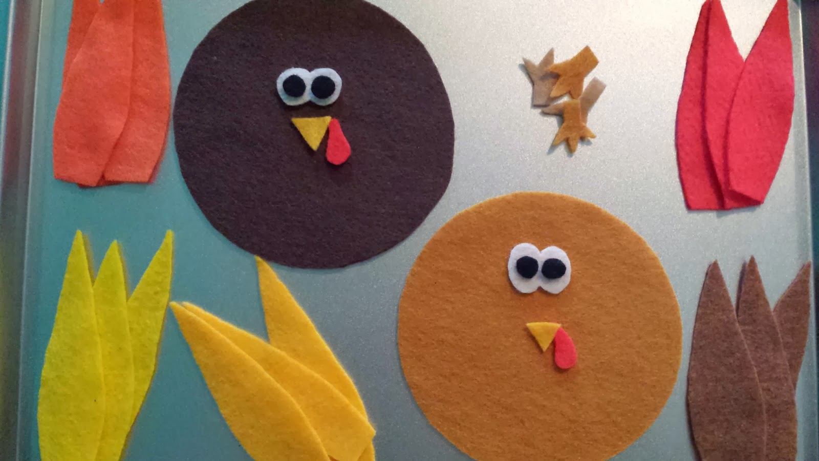 Munchkin and Bean: Thanksgiving Turkey Felt Board