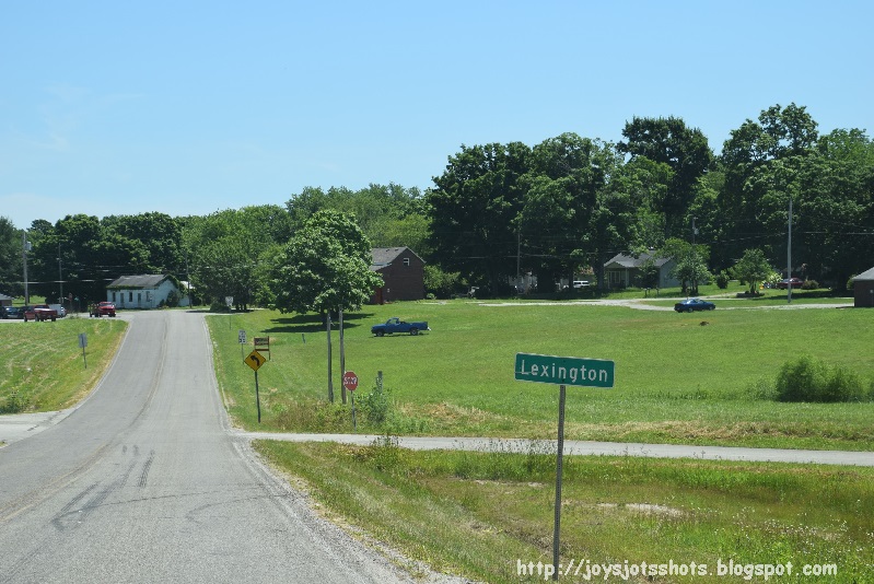 Joy's Jots, Shots & Whatnots: Fun or Funny Fri Foto ~ Lexington, Indiana