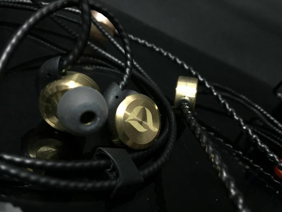 King Rudi: DITA Gold and Brass IEMs brief review and comparison - Rudi0504